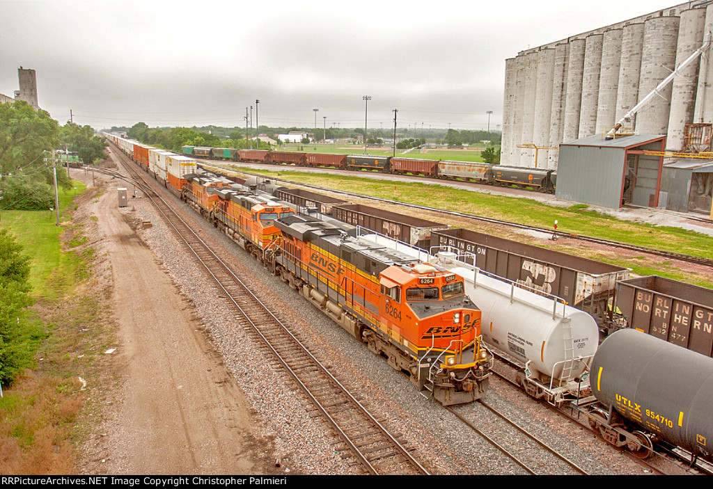 BNSF 6264